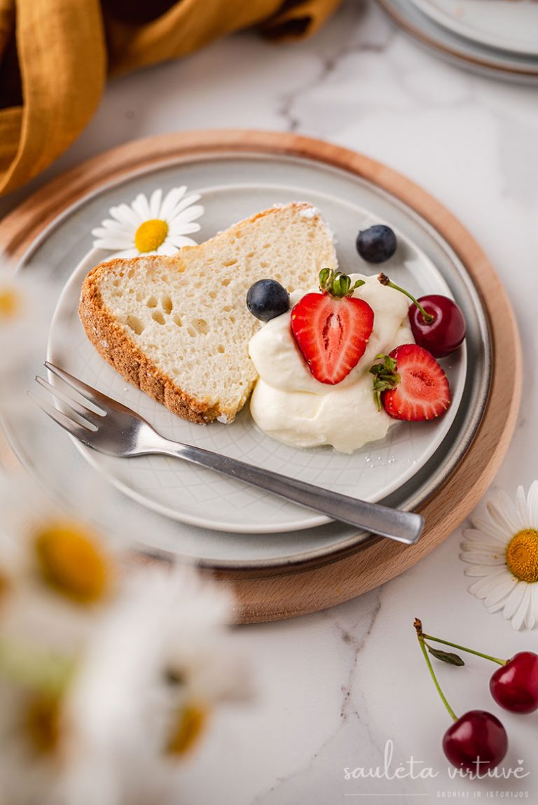 Purus baltymų keksas „Angel Food Cake“ - Saulėta virtuvė - Skoniai ir ...