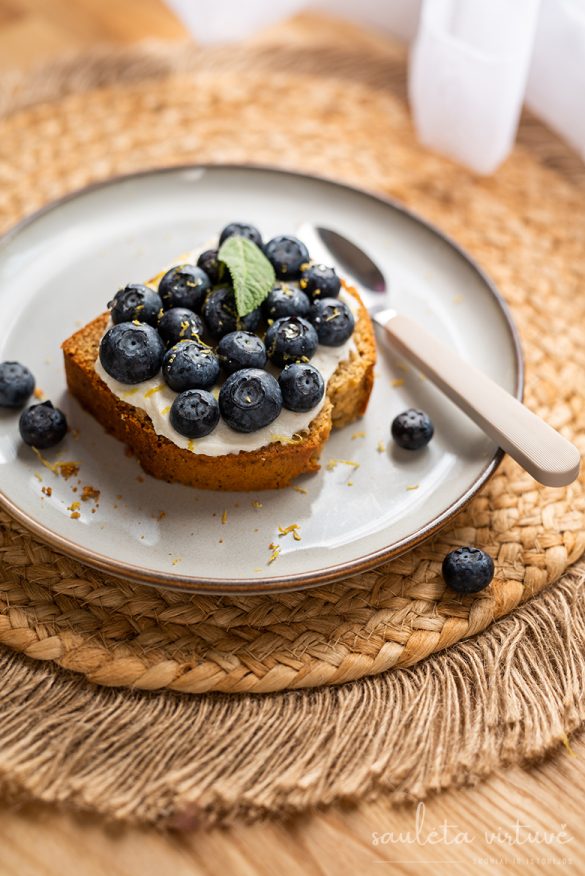 Juodosios arbatos keksas su medumi - Saulėta virtuvė - Skoniai ir istorijos