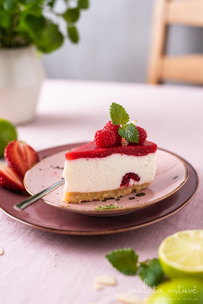 Nekeptas sūrio tortas su avietėmis - Saulėta virtuvė - Skoniai ir istorijos