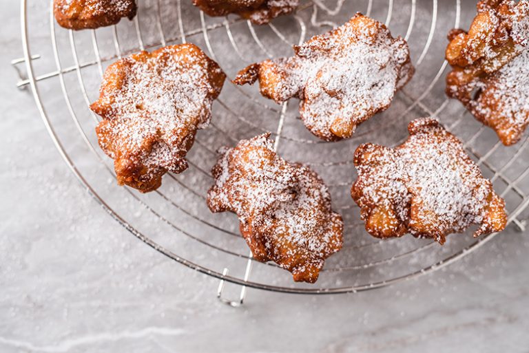 Obuolių spurgytės - Saulėta virtuvė - Skoniai ir istorijos